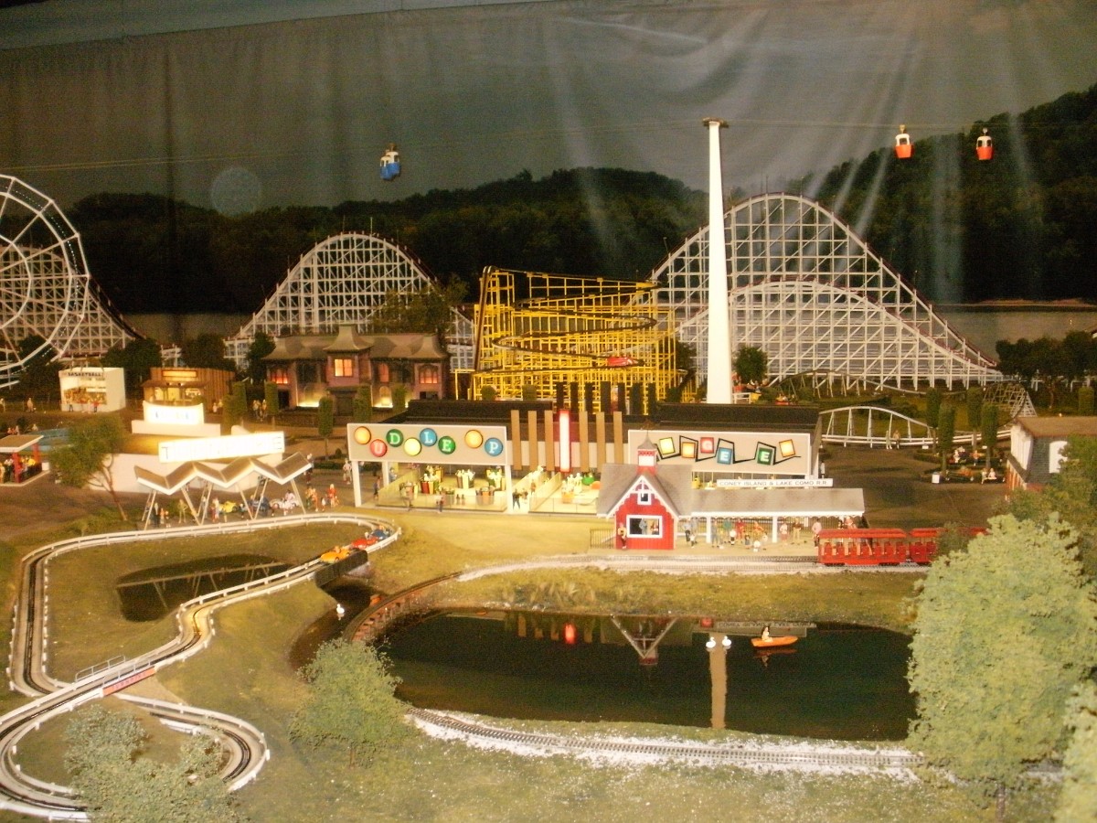 Enter-TRAIN-ment G Scale Layout